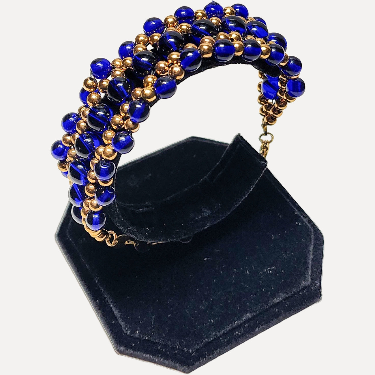Sapphire's Jewlz (Handcrafted Jewelry and More)